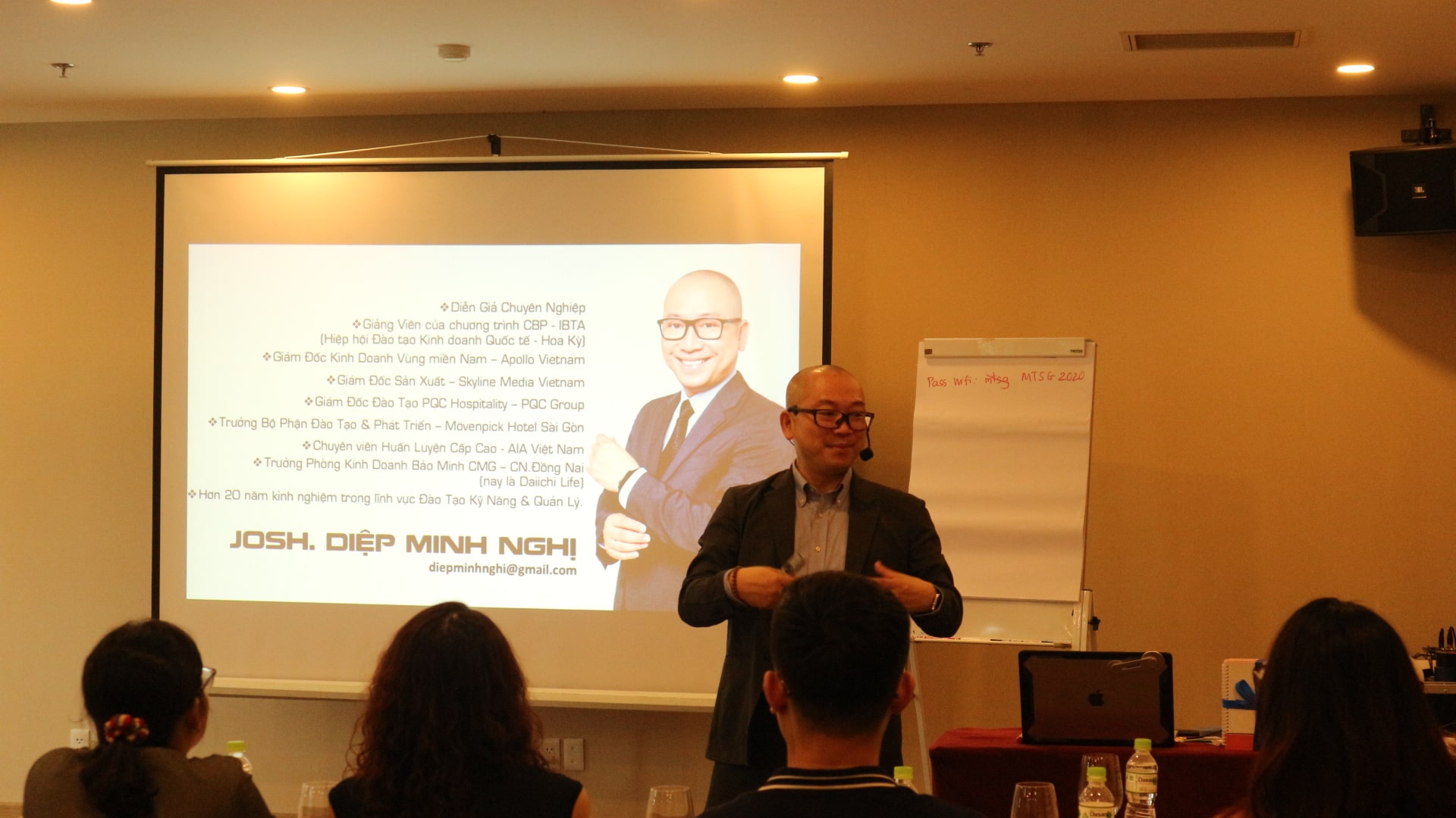 ESSENTIAL LEADERSHIP & MANAGEMENT SKILLS – KIMBERLY CLARK ESSENTIAL LEADERSHIP & MANAGEMENT SKILLS – KIMBERLY CLARK